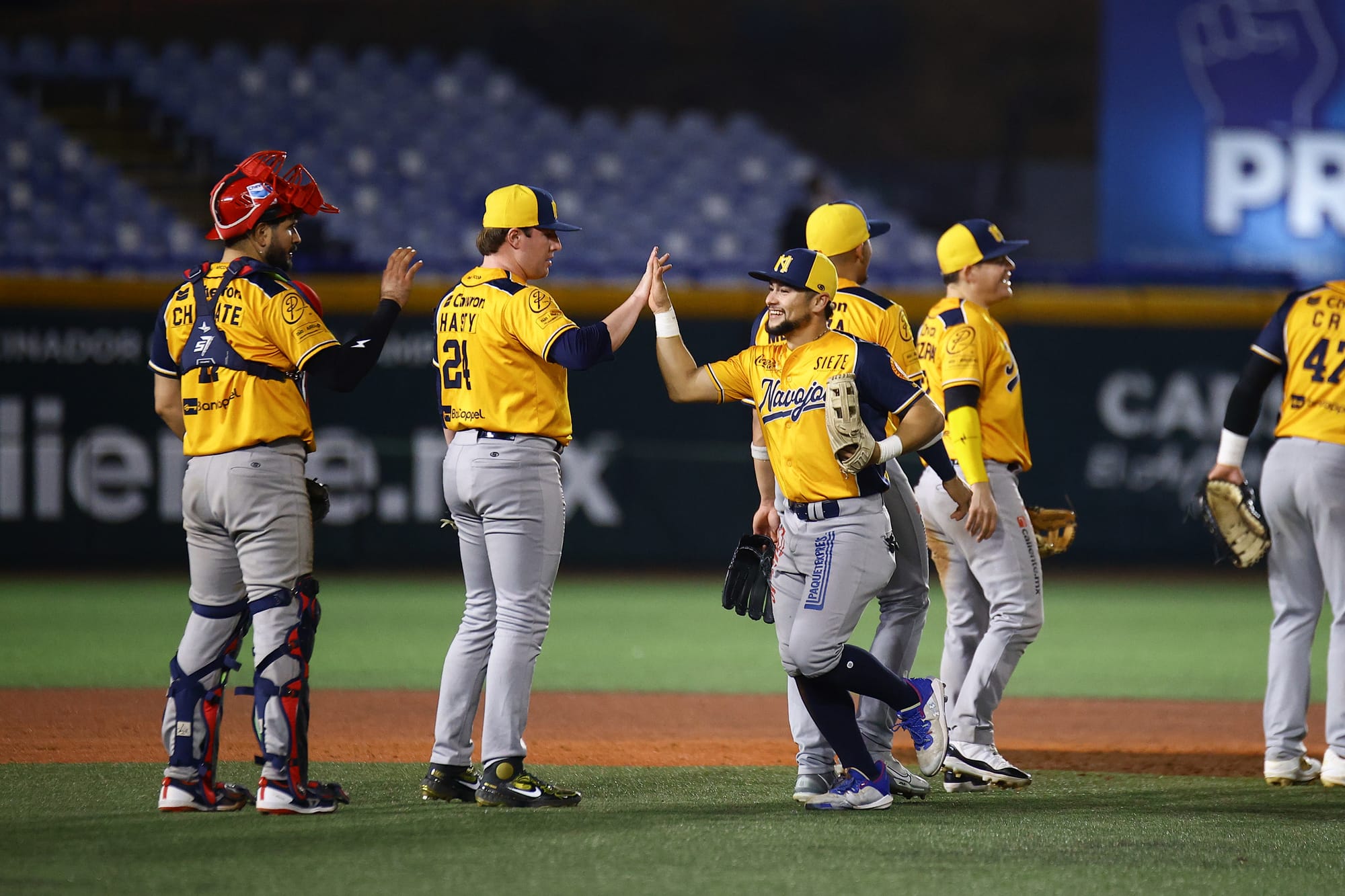 Mayos rescata el del honor en duelo de batazos en Jalisco | Entre Veredas